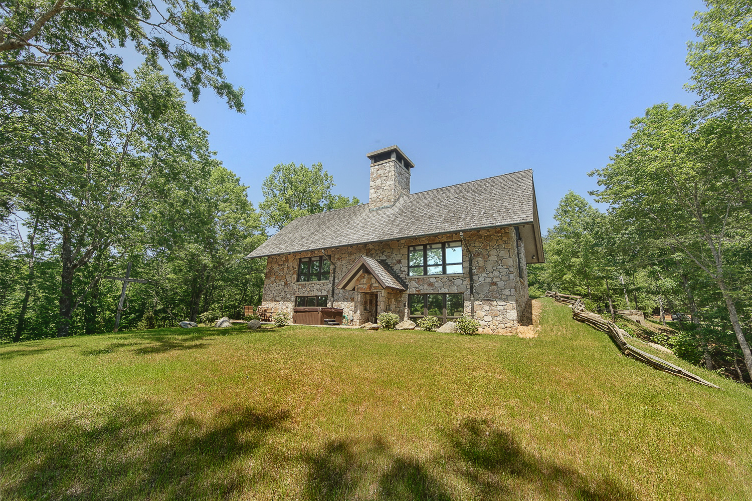 Photo Gallery - Roosevelt Lodge