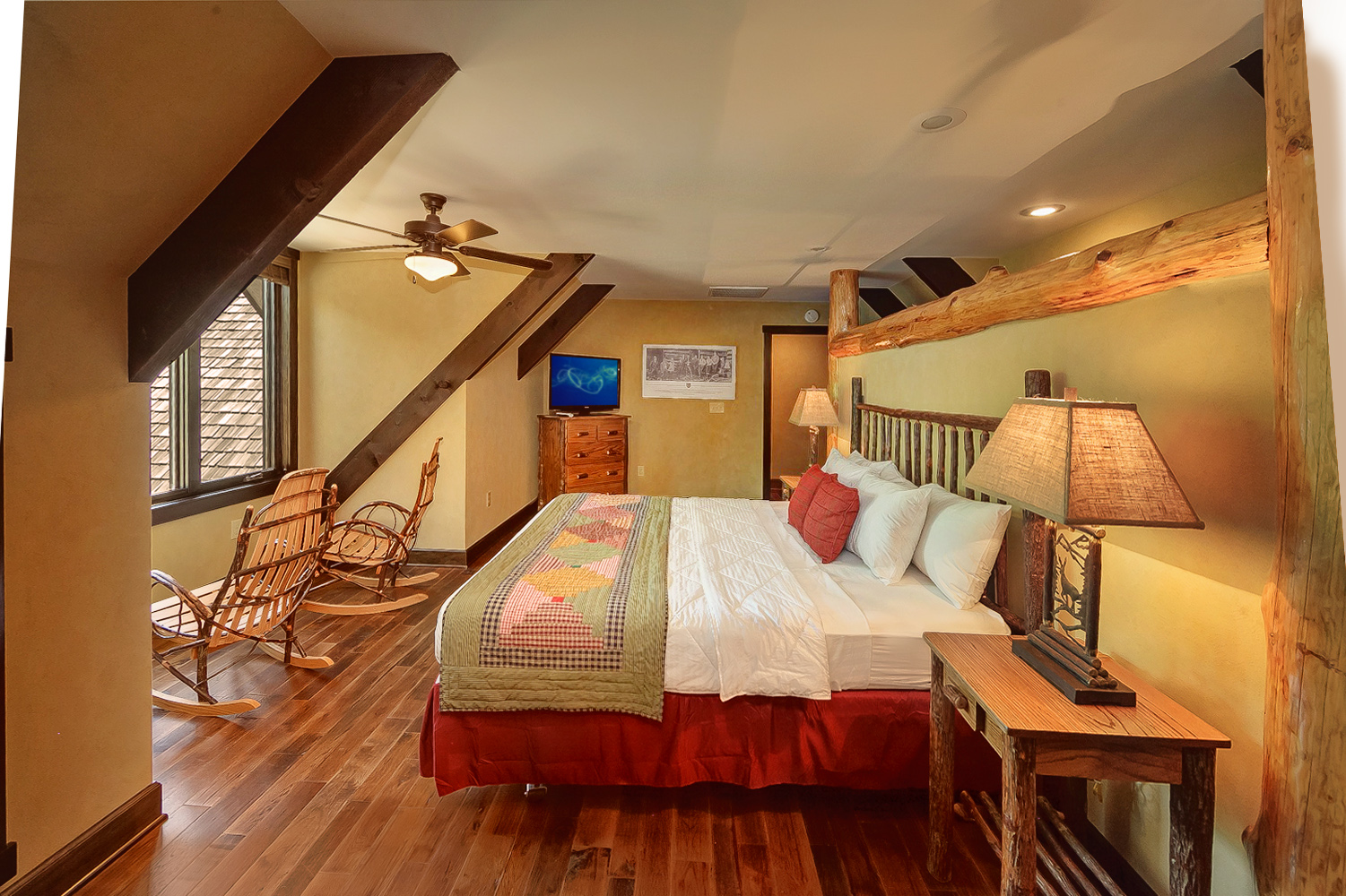 Photo Gallery - Roosevelt Lodge